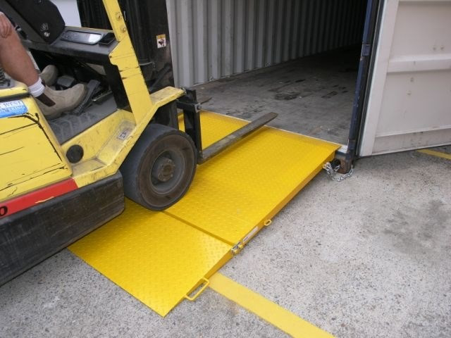 Folding Forklift Container Ramp 8000kg | Container Ramp | Forklift ...